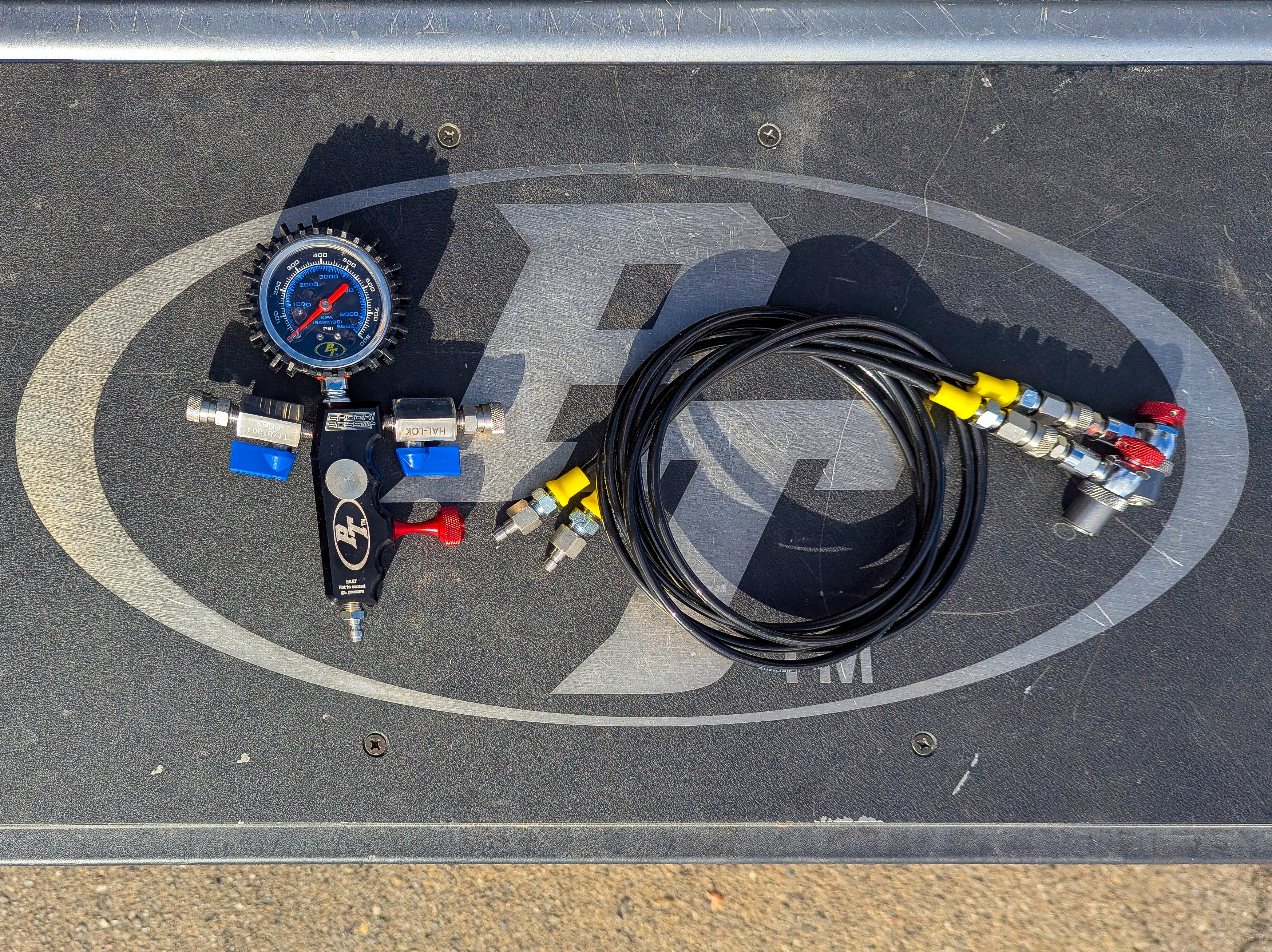 Dual Fill Shock Inflator with Gauge Tool – Power Tank