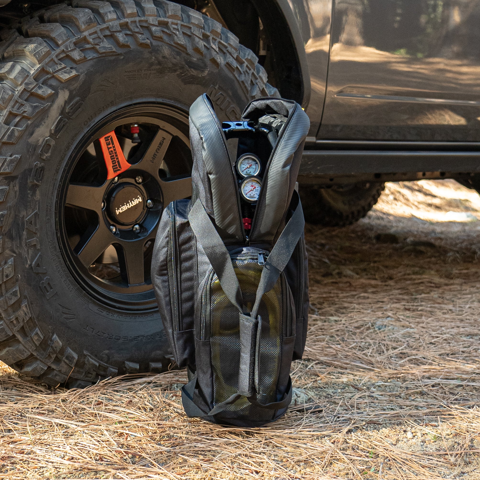 Speed Bag V2 | Mobile 10 lb CO2 Tank Carrying Bag | Power Tank